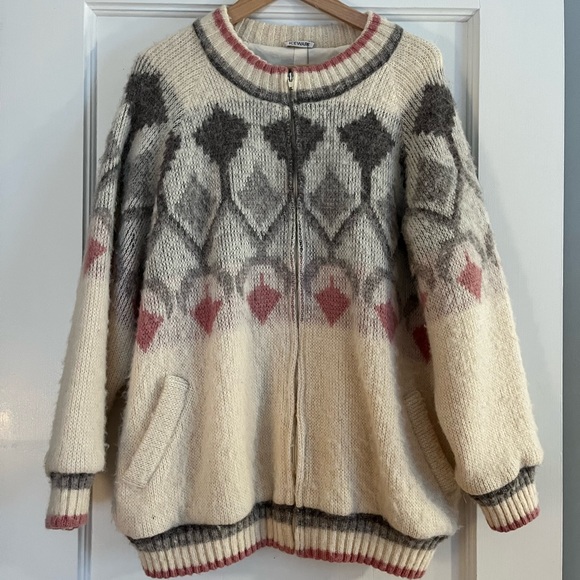 Vintage | Jackets & Coats | Vintage Icelandic Wool Zip Up Sweater ...